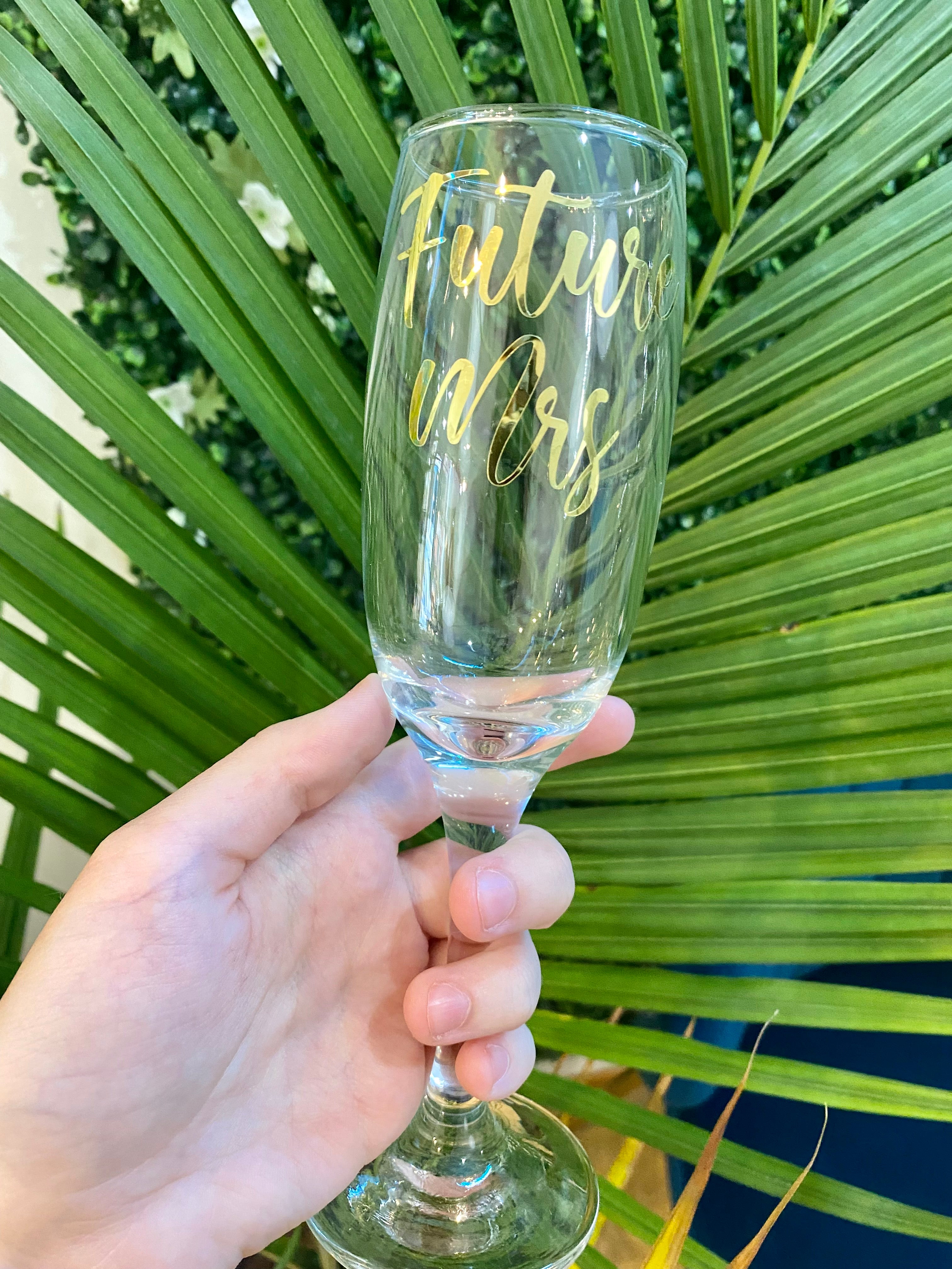 Future Mrs Glass – Little Blueberryy